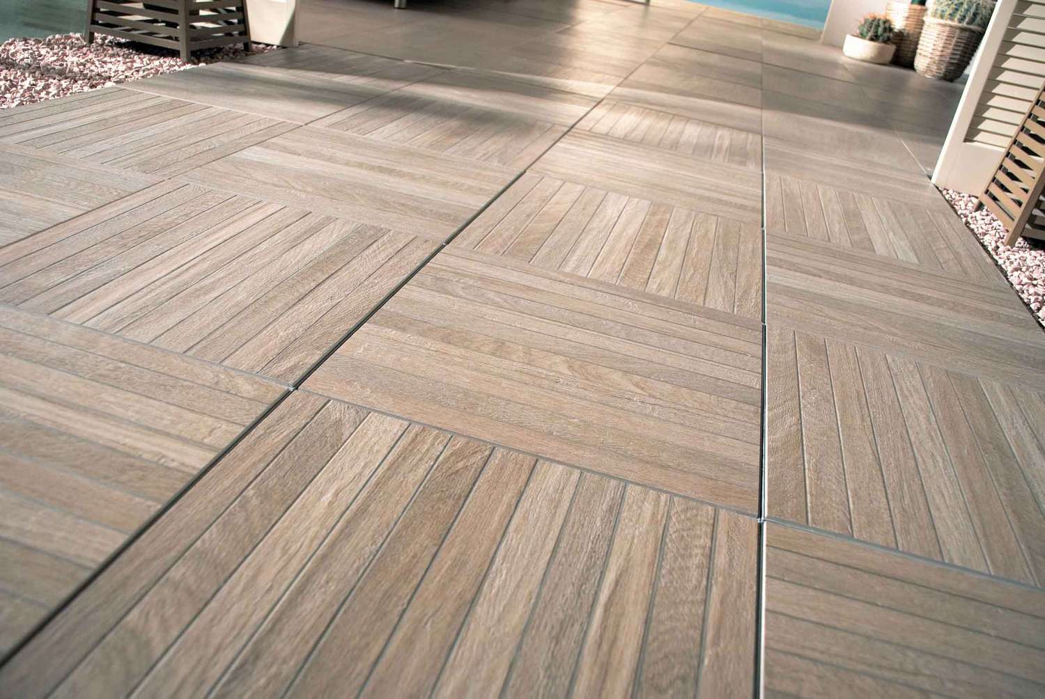 Small Size Ceramic Tiles for Swimming Pool | Novoceram